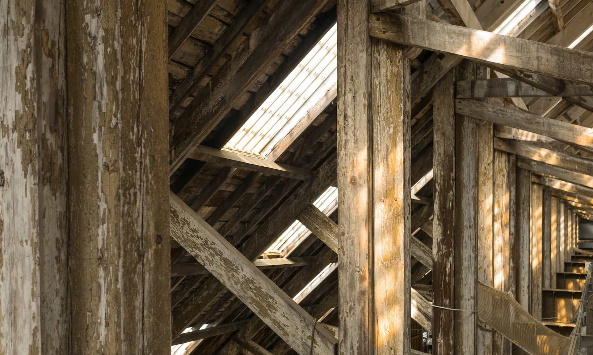 Ce qu'il faut savoir sur l'isolation du toit et des combles | Huisclos